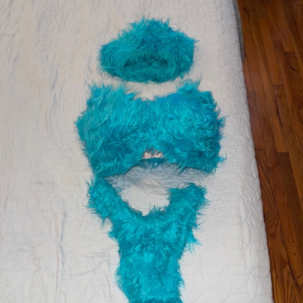 Custom Teal Furry Head Wrap, Bra, And Panties - Gem